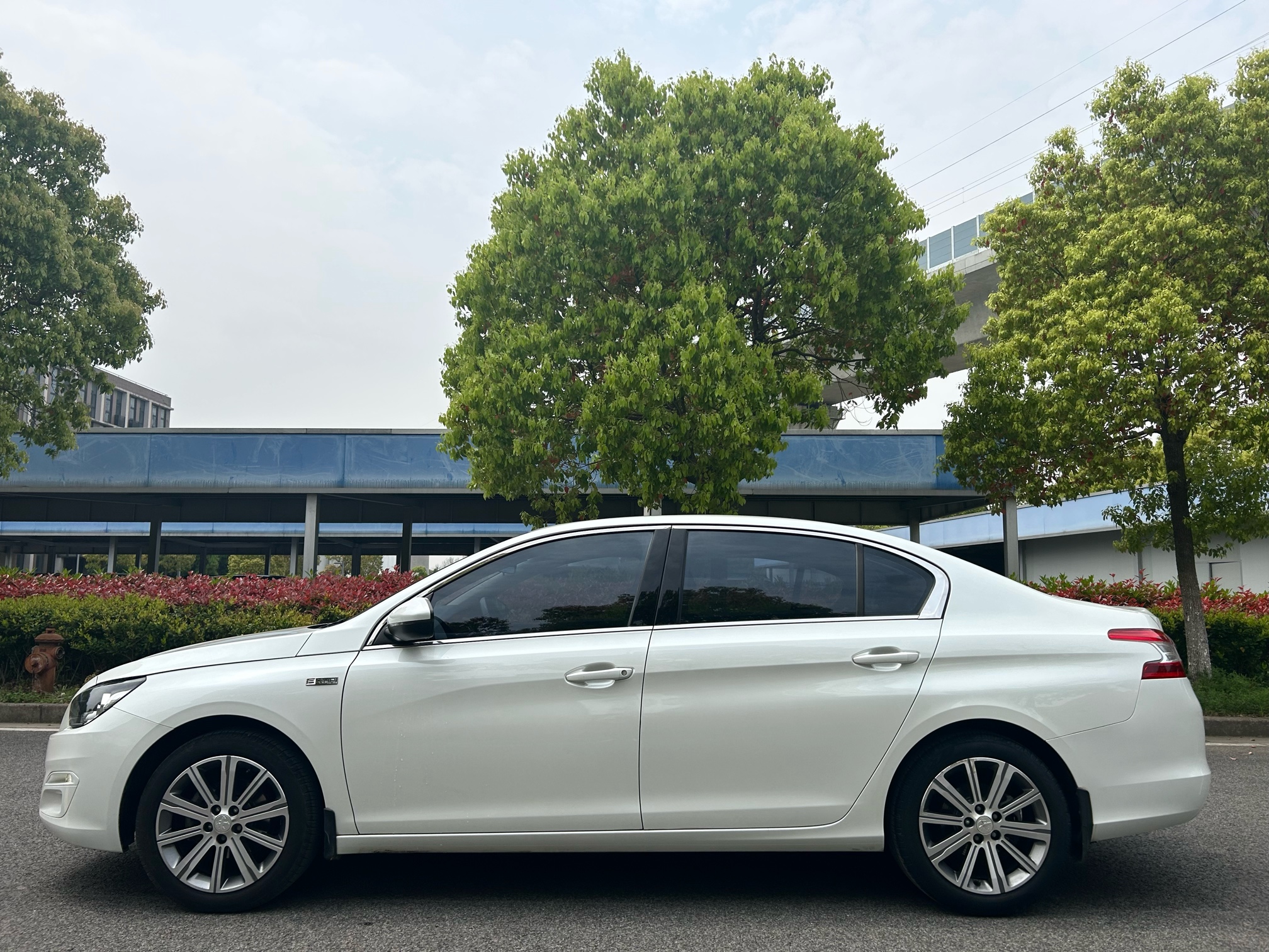 2016年新款标志408自动档高配一手车 - 二手车交易 - 江阴论坛