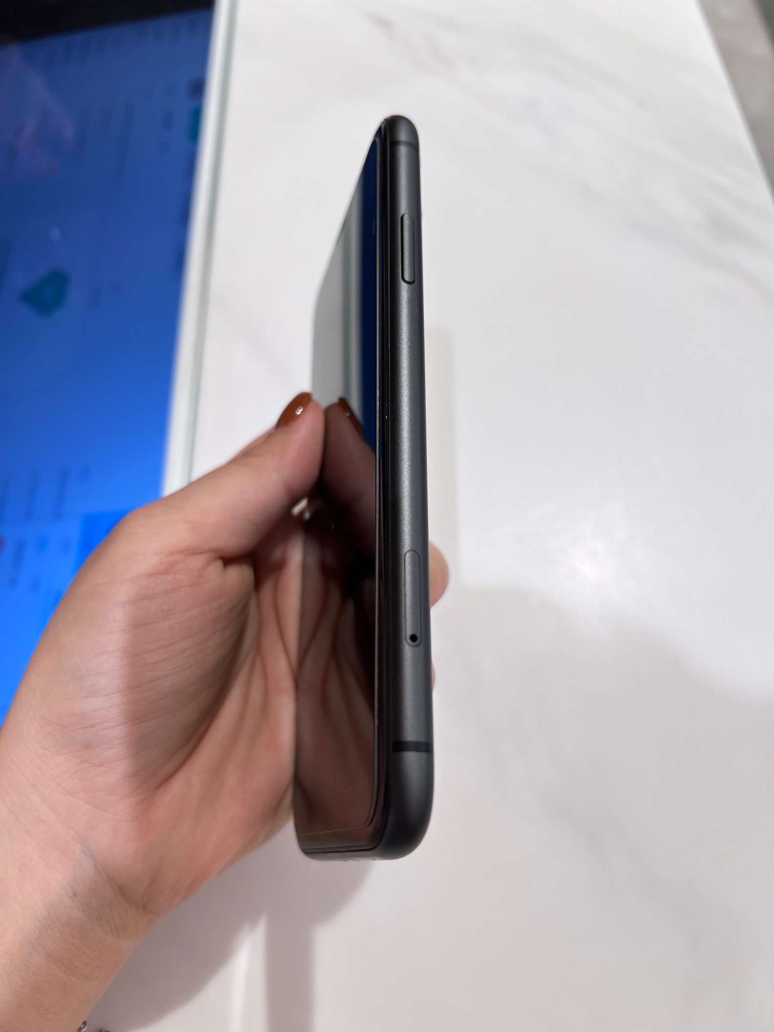 出ip11黑色128g - 商情交易 - 江阴论坛